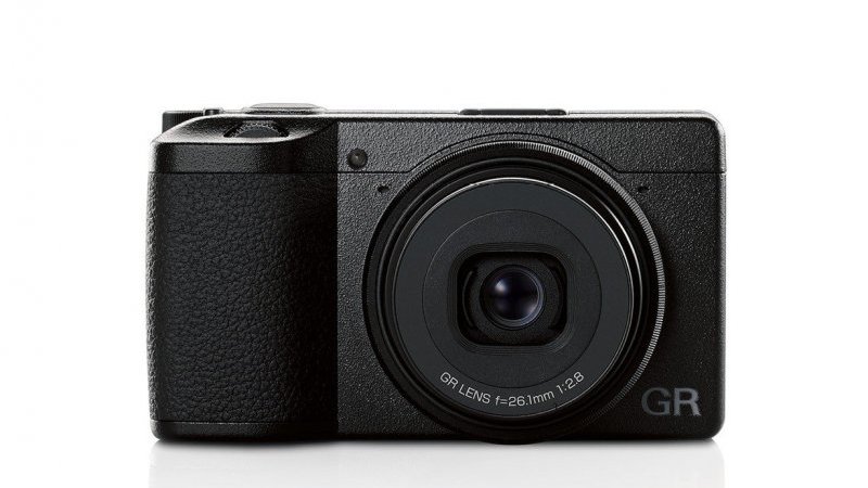 スマートフォンを圧倒する、 “40mm”がもたらす作品性｜Pen Online