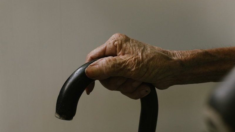 世界最高齢か。110歳で再婚し、134人の子孫を残した男性が「142歳」で死去と報道｜Pen Online