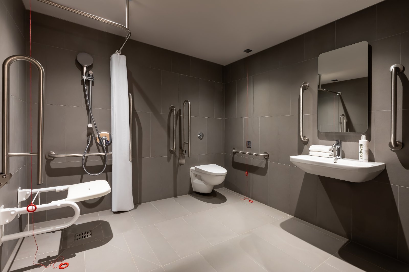 窓がひとつもないロンドンの地下ホテルは、特別な静謐さが人々に癒やしを与える｜Pen Online