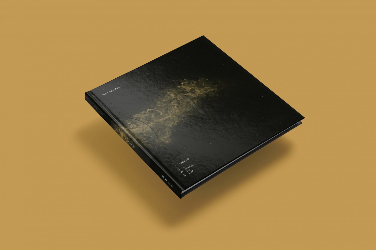 写真家・山本昌男とクラヴィコード奏者・内田輝のコラボ写真集、『くらやみ』の出版記念展が開催｜Pen Online